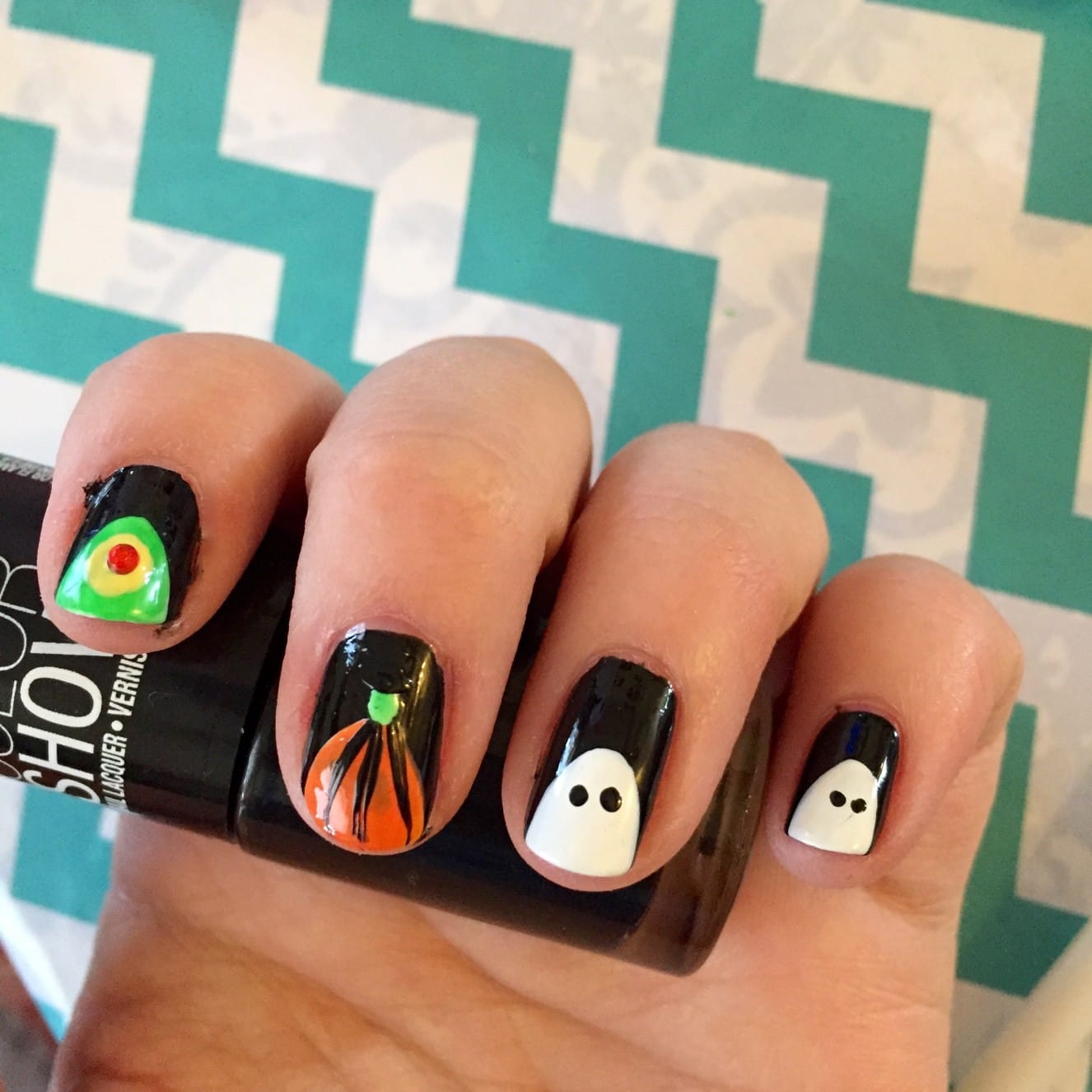 Boo-tiful Halloween Nail Art • Katie Crafts